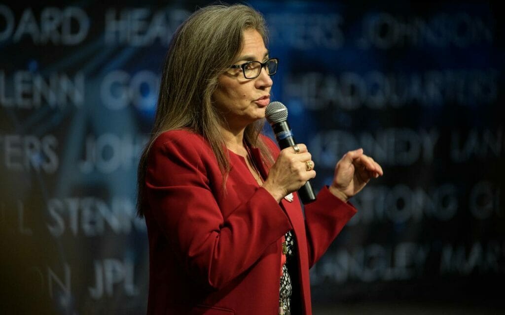 Sandra Cauffman, la costarricense que trasciende en la NASA